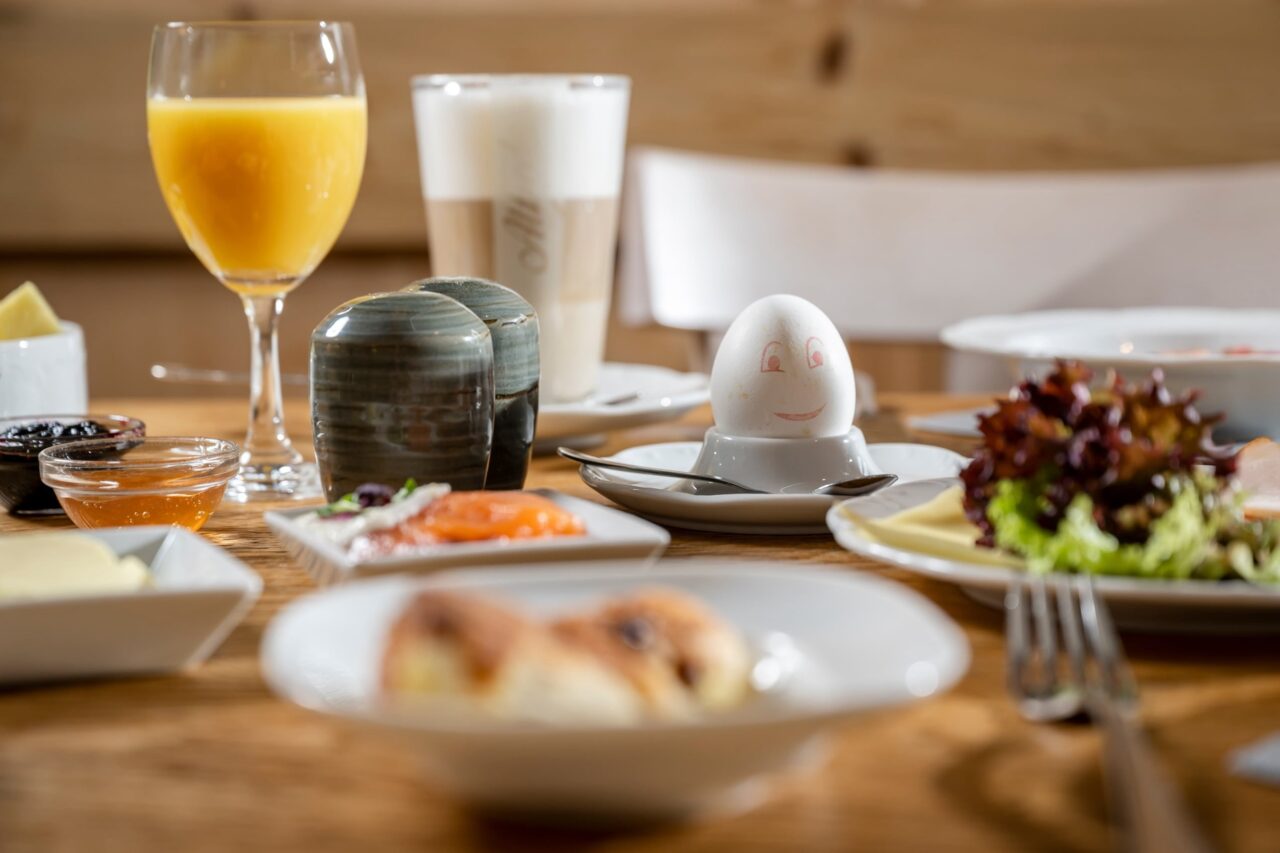 Wellnesslandschaft mit Sauna und Fitness - Hotel Erb Parsdorf bei München